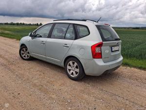 Blue Kia Carens 2007 in Pasvalys, with an engine capacity of 1.99 L and mileage of 335 thousand km for 2200 €, photo 9 on AUTOMOTO.COM.LV