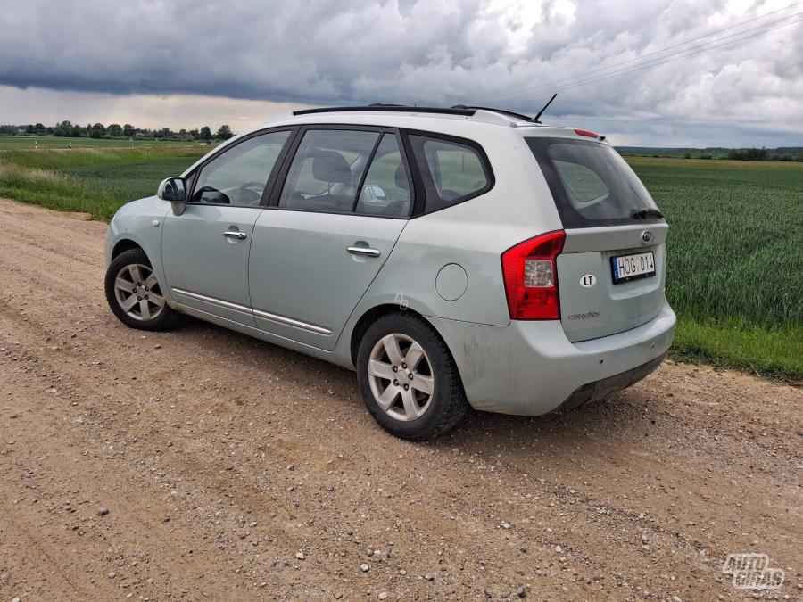 Zils Kia Carens 2007 Pasvalys, ar dzinēja tilpumu 2.00 L un nobraukumu 335 tūkst. km par 2100 €, foto 8 vietnē AUTOMOTO.COM.LV