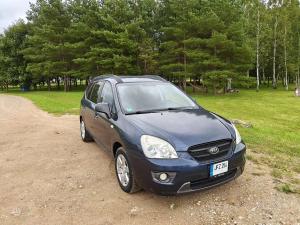 Zils Kia Carens 2007 Kretinga, ar dzinēja tilpumu 1.99 L un nobraukumu 277 tūkst. km par 1200 €, foto  vietnē AUTOMOTO.COM.LV