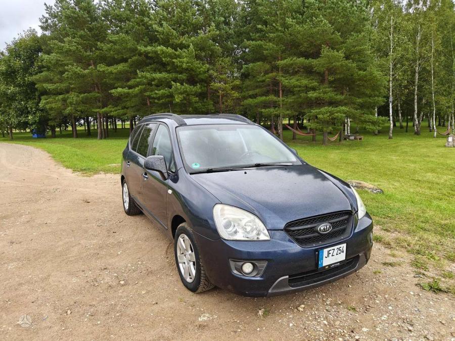 Zils Kia Carens 2007 Kretinga, ar dzinēja tilpumu 1.99 L un nobraukumu 277 tūkst. km par 1200 €, foto 1 vietnē AUTOMOTO.COM.LV