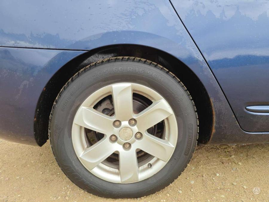 Zils Kia Carens 2007 Kretinga, ar dzinēja tilpumu 1.99 L un nobraukumu 277 tūkst. km par 1200 €, foto 9 vietnē AUTOMOTO.COM.LV