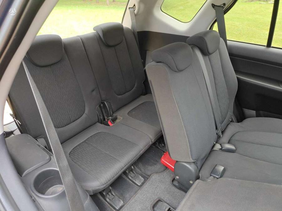 Zils Kia Carens 2007 Kretinga, ar dzinēja tilpumu 1.99 L un nobraukumu 277 tūkst. km par 1200 €, foto 17 vietnē AUTOMOTO.COM.LV