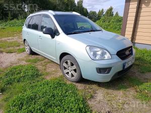 Zils Kia Carens 2007 Rīga, ar dzinēja tilpumu 2.00 L un nobraukumu 285 tūkst. km par 1150 €, foto  vietnē AUTOMOTO.COM.LV