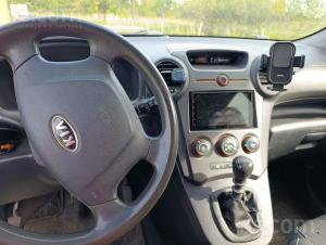 Zils Kia Carens 2007 Rīga, ar dzinēja tilpumu 2.00 L un nobraukumu 285 tūkst. km par 1150 €, foto 6 vietnē AUTOMOTO.COM.LV