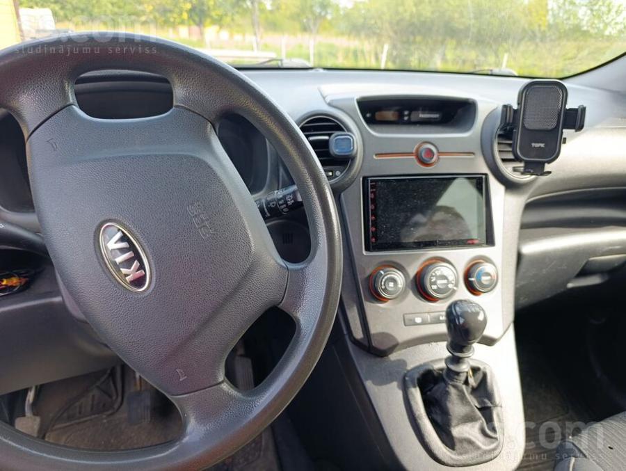 Zils Kia Carens 2007 Rīga, ar dzinēja tilpumu 2.00 L un nobraukumu 285 tūkst. km par 1150 €, foto 6 vietnē AUTOMOTO.COM.LV