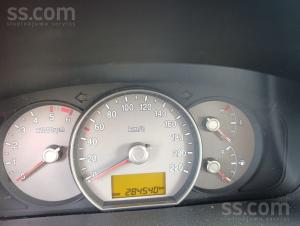 Zils Kia Carens 2007 Rīga, ar dzinēja tilpumu 2.00 L un nobraukumu 285 tūkst. km par 1150 €, foto 7 vietnē AUTOMOTO.COM.LV