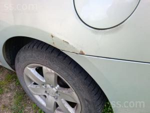 Zils Kia Carens 2007 Rīga, ar dzinēja tilpumu 2.00 L un nobraukumu 285 tūkst. km par 1150 €, foto 11 vietnē AUTOMOTO.COM.LV