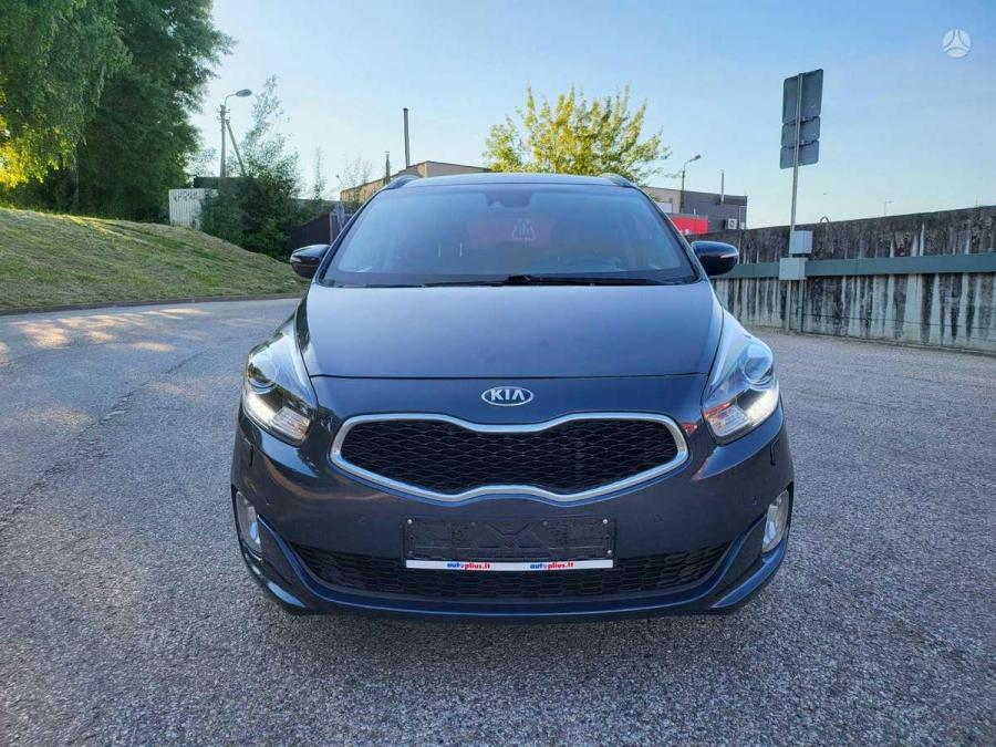 Zils Kia Carens 2013 Alīta, ar dzinēja tilpumu 1.69 L un nobraukumu 278 tūkst. km par 5590 €, foto 38 vietnē AUTOMOTO.COM.LV