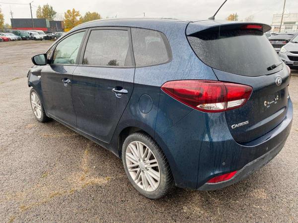 Zils Kia Carens 2017 Panevēža, ar dzinēja tilpumu 1.70 L un nobraukumu 145 tūkst. km par 3200 €, foto 10 vietnē AUTOMOTO.COM.LV