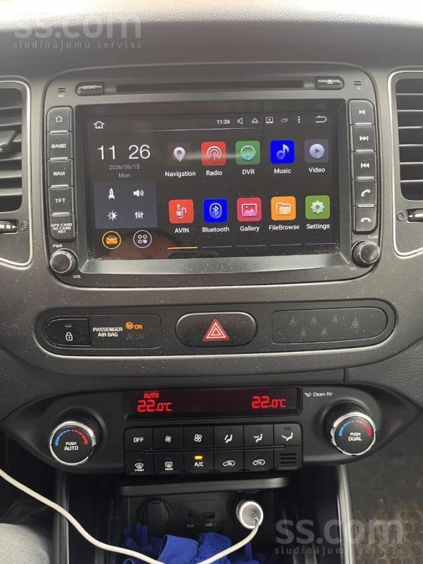 Brūns Kia Carens 2014 Rīga, ar dzinēja tilpumu 1.70 L un nobraukumu 190 tūkst. km par 6200 €, foto 3 vietnē AUTOMOTO.COM.LV