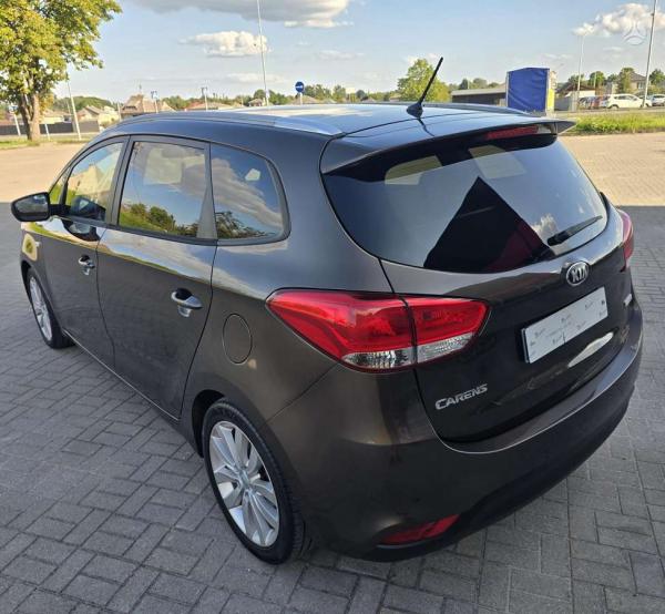 Brūns Kia Carens 2014 Tauragė, ar dzinēja tilpumu 1.69 L un nobraukumu 262 tūkst. km par 4700 €, foto 8 vietnē AUTOMOTO.COM.LV