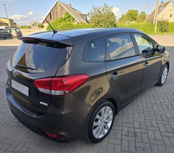 Brūns Kia Carens 2014 Tauragė, ar dzinēja tilpumu 1.69 L un nobraukumu 262 tūkst. km par 4700 €, foto 6 vietnē AUTOMOTO.COM.LV