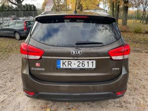 Brown Kia Carens 2015 in Riga, with an engine capacity of 1.70 L and mileage of 177 thousand km for 7990 €, photo 4 on AUTOMOTO.COM.LV