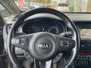 Brown Kia Carens 2015 in Riga, with an engine capacity of 1.70 L and mileage of 177 thousand km for 7490 €, photo 21 on AUTOMOTO.COM.LV