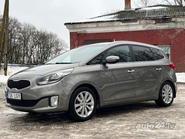 Brūns Kia Carens 2014 Narva, ar dzinēja tilpumu 1.70 L un nobraukumu 325 tūkst. km par 3499 €, foto 2 vietnē AUTOMOTO.COM.LV