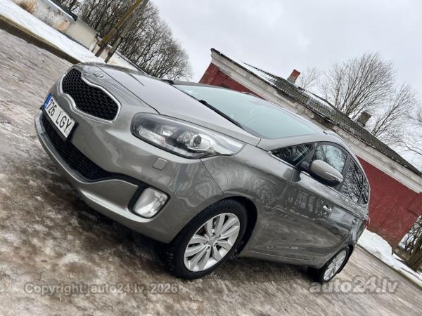 Коричневый Киа Каренс 2014 в Нарва, объемом двигателя 1.70 л и пробегом 325 тыс. км за 3499 €, фото 11 на AUTOMOTO.COM.LV