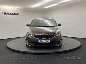 Brown Kia Carens 2015 in Parnu, with an engine capacity of 1.70 L and mileage of 207 thousand km for 7990 €, photo 3 on AUTOMOTO.COM.LV