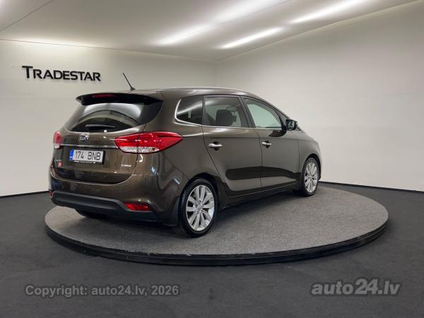 Brūns Kia Carens 2015 Pērnava, ar dzinēja tilpumu 1.70 L un nobraukumu 207 tūkst. km par 7990 €, foto 6 vietnē AUTOMOTO.COM.LV