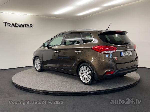 Brūns Kia Carens 2015 Pērnava, ar dzinēja tilpumu 1.70 L un nobraukumu 207 tūkst. km par 7990 €, foto 8 vietnē AUTOMOTO.COM.LV