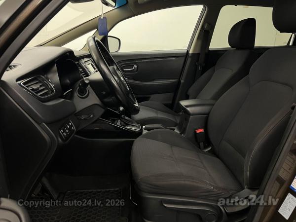 Brūns Kia Carens 2015 Pērnava, ar dzinēja tilpumu 1.70 L un nobraukumu 207 tūkst. km par 7990 €, foto 10 vietnē AUTOMOTO.COM.LV
