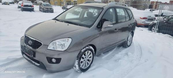 Pelēks Kia Carens 2011 Kėdainiai, ar dzinēja tilpumu 1.58 L un nobraukumu 231 tūkst. km par 2999 €, foto 2 vietnē AUTOMOTO.COM.LV