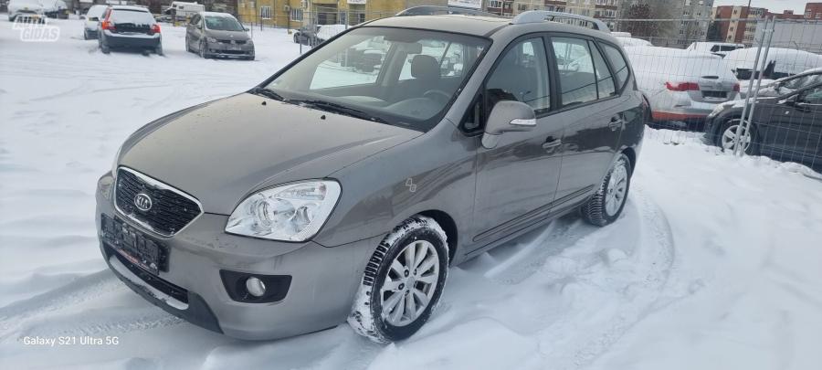 Pelēks Kia Carens 2011 Kėdainiai, ar dzinēja tilpumu 1.60 L un nobraukumu 231 tūkst. km par 2999 €, foto 2 vietnē AUTOMOTO.COM.LV