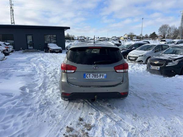 Pelēks Kia Carens 2013 Tauragė, ar dzinēja tilpumu 1.69 L un nobraukumu 242 tūkst. km par 5800 €, foto 5 vietnē AUTOMOTO.COM.LV
