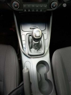 Grey Kia Carens 2013 in Panevezys, with an engine capacity of 1.69 L and mileage of 220 thousand km for 3550 €, photo 16 on AUTOMOTO.COM.LV