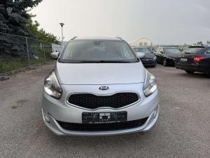 Grey Kia Carens 2013 in Marijampole, with an engine capacity of 1.69 L and mileage of 238 thousand km for 3750 €, photo 3 on AUTOMOTO.COM.LV