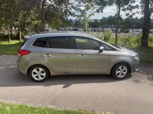 Grey Kia Carens 2014 in Alytus, with an engine capacity of 1.69 L and mileage of 221 thousand km for 6460 €, photo 8 on AUTOMOTO.COM.LV