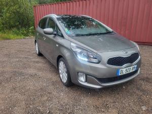 Grey Kia Carens 2014 in Kaunas, with an engine capacity of 1.69 L and mileage of 238 thousand km for 4150 €, photo 3 on AUTOMOTO.COM.LV