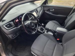 Grey Kia Carens 2014 in Kaunas, with an engine capacity of 1.69 L and mileage of 238 thousand km for 4150 €, photo 13 on AUTOMOTO.COM.LV