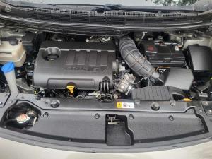 Grey Kia Carens 2014 in Kaunas, with an engine capacity of 1.69 L and mileage of 238 thousand km for 4150 €, photo 19 on AUTOMOTO.COM.LV