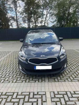 Grey Kia Carens 2014 in Kaunas, with an engine capacity of 1.70 L and mileage of 283 thousand km for 4100 €, photo 3 on AUTOMOTO.COM.LV