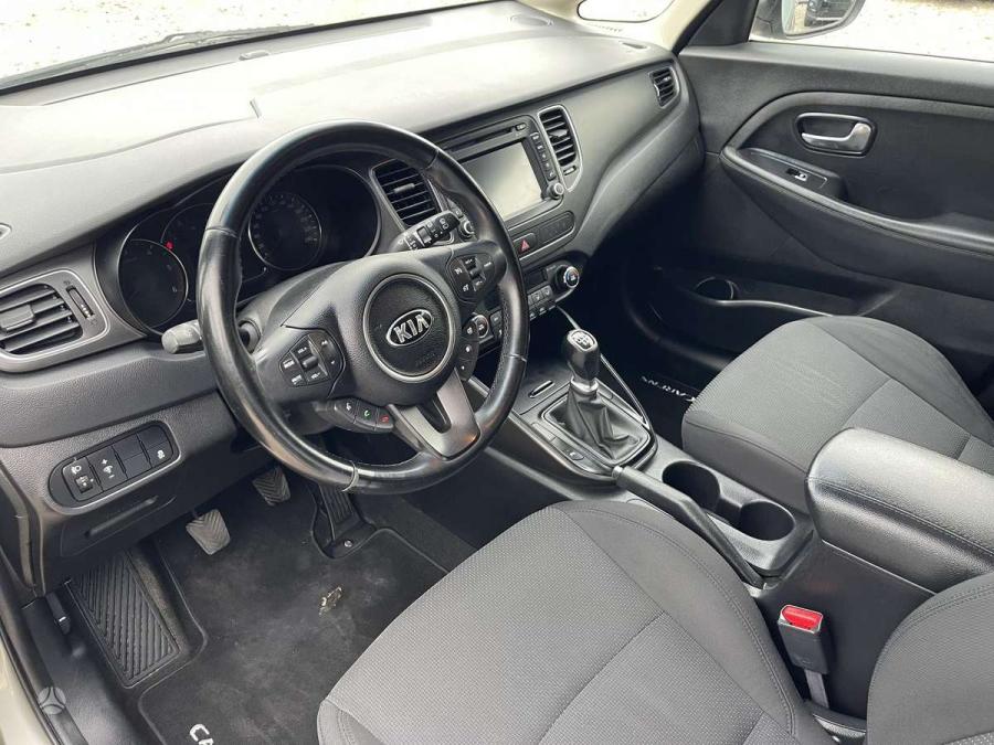 Pelēks Kia Carens 2014 Kauņa, ar dzinēja tilpumu 1.69 L un nobraukumu 240 tūkst. km par 5200 €, foto 10 vietnē AUTOMOTO.COM.LV