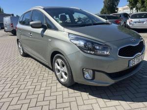 Pelēks Kia Carens 2015 Tauragė, ar dzinēja tilpumu 1.69 L un nobraukumu 247 tūkst. km par 5200 €, foto  vietnē AUTOMOTO.COM.LV