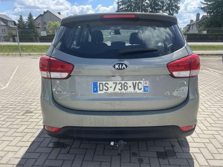 Pelēks Kia Carens 2015 Tauragė, ar dzinēja tilpumu 1.69 L un nobraukumu 247 tūkst. km par 5200 €, foto 7 vietnē AUTOMOTO.COM.LV