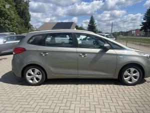 Pelēks Kia Carens 2015 Tauragė, ar dzinēja tilpumu 1.69 L un nobraukumu 247 tūkst. km par 5200 €, foto 8 vietnē AUTOMOTO.COM.LV