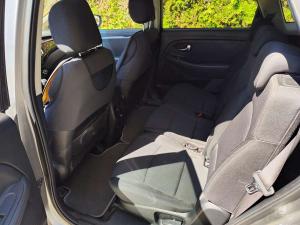 Pelēks Kia Carens 2016 Viļņa, ar dzinēja tilpumu 1.69 L un nobraukumu 103 tūkst. km par 6300 €, foto 9 vietnē AUTOMOTO.COM.LV