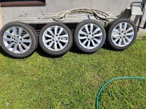 Pelēks Kia Carens 2016 Viļņa, ar dzinēja tilpumu 1.69 L un nobraukumu 103 tūkst. km par 6300 €, foto 13 vietnē AUTOMOTO.COM.LV