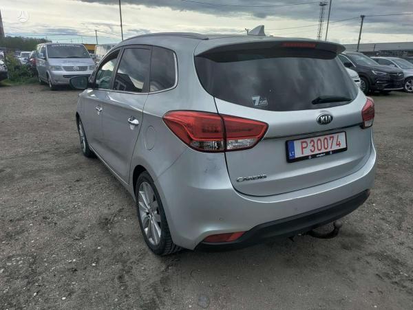 Pelēks Kia Carens 2016 Kauņa, ar dzinēja tilpumu 1.70 L un nobraukumu 297 tūkst. km par 5450 €, foto 7 vietnē AUTOMOTO.COM.LV