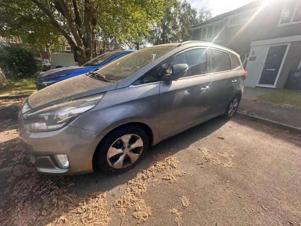 Pelēks Kia Carens 2016 Širvintos, ar dzinēja tilpumu 1.69 L un nobraukumu 111 tūkst. km par 3872 €, foto 2 vietnē AUTOMOTO.COM.LV
