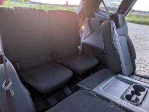 Pelēks Kia Carens 2018 Rīga, ar dzinēja tilpumu 1.70 L un nobraukumu 140 tūkst. km par 9150 €, foto 9 vietnē AUTOMOTO.COM.LV