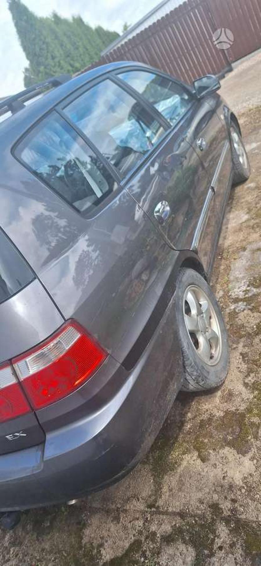 Pelēks Kia Carens 2006 Šauļi, ar dzinēja tilpumu 1.98 L un nobraukumu 225 tūkst. km par 600 €, foto 4 vietnē AUTOMOTO.COM.LV