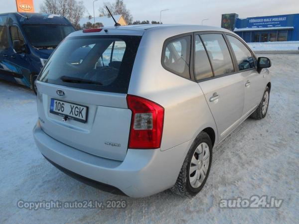 Pelēks Kia Carens 2009 Viljandi, ar dzinēja tilpumu 2.00 L un nobraukumu 191 tūkst. km par 2990 €, foto 2 vietnē AUTOMOTO.COM.LV
