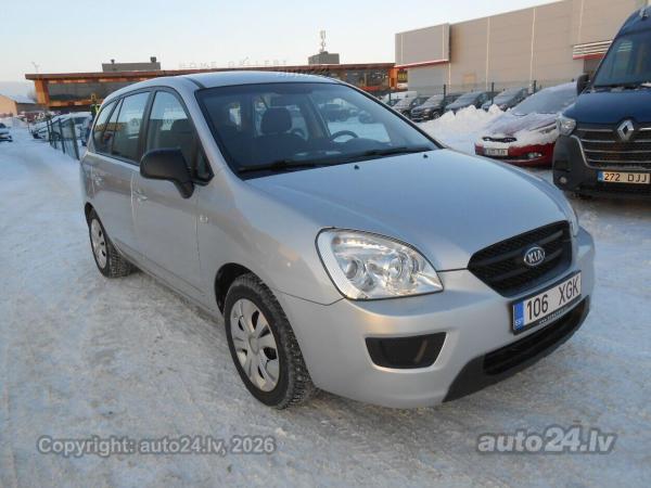 Pelēks Kia Carens 2009 Viljandi, ar dzinēja tilpumu 2.00 L un nobraukumu 191 tūkst. km par 2990 €, foto 3 vietnē AUTOMOTO.COM.LV