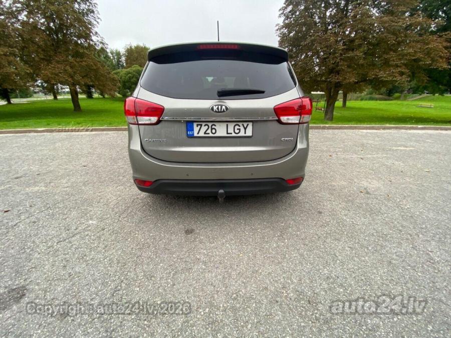 Pelēks Kia Carens 2014 Tallina, ar dzinēja tilpumu 1.70 L un nobraukumu 325 tūkst. km par 6000 €, foto 7 vietnē AUTOMOTO.COM.LV