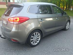 Pelēks Kia Carens 2014 Jehvi, ar dzinēja tilpumu 1.70 L un nobraukumu 328 tūkst. km par 4490 €, foto 6 vietnē AUTOMOTO.COM.LV