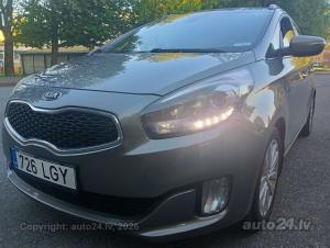 Pelēks Kia Carens 2014 Jehvi, ar dzinēja tilpumu 1.70 L un nobraukumu 328 tūkst. km par 4490 €, foto 9 vietnē AUTOMOTO.COM.LV