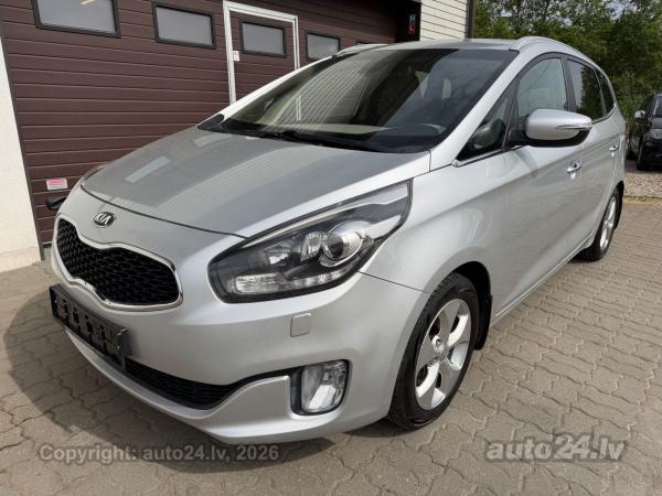 Pelēks Kia Carens 2014 Veru, ar dzinēja tilpumu 1.70 L un nobraukumu 258 tūkst. km par 4390 €, foto 1 vietnē AUTOMOTO.COM.LV